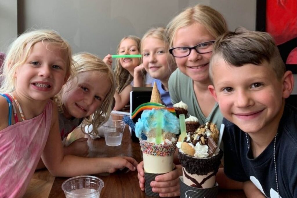 16 Outdoor Water Parks, Pools, Splash Pads, & Local Swimming Around ...