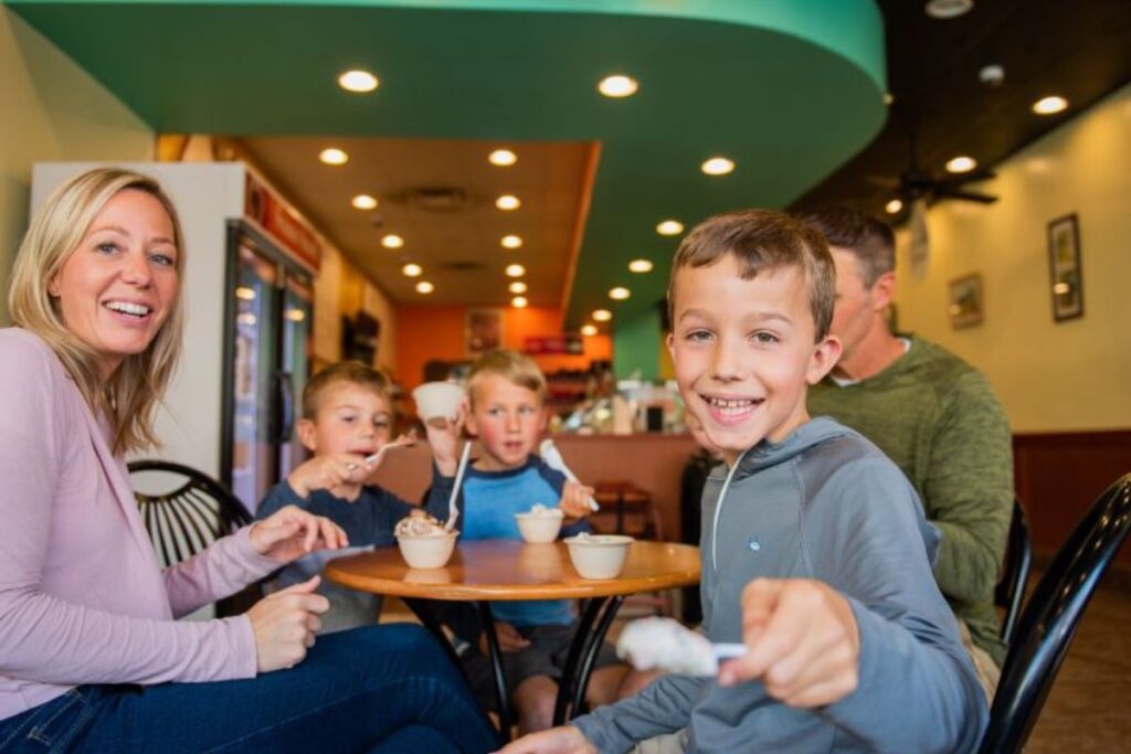 20 Traverse City Restaurants for Kids! Best Dessert Spots & Family ...