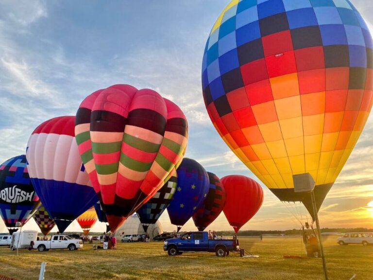 12 Epic Hot Air Balloon Festivals in Michigan for 2025 - Hey Michigan