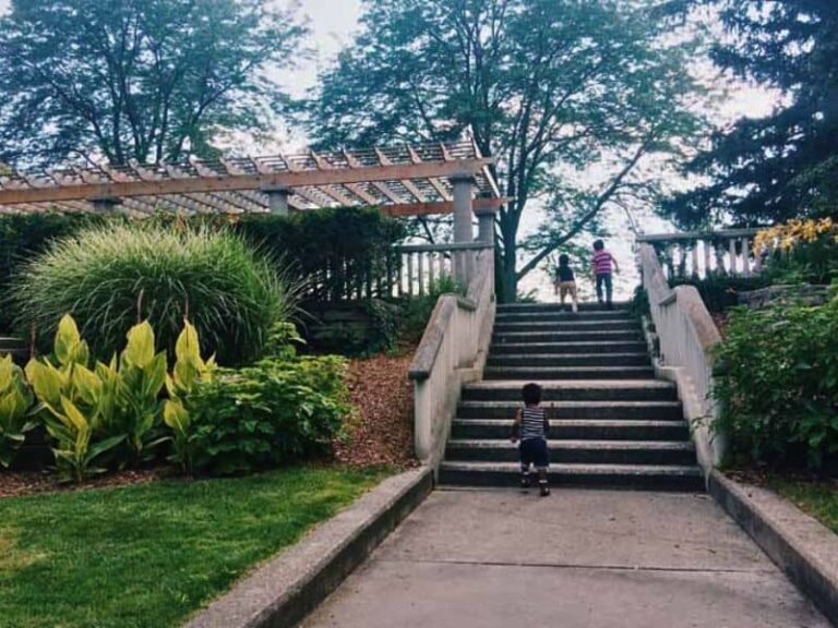 Lansing's Best Parks and Playgrounds: 52 Best Parks + Hidden Gems