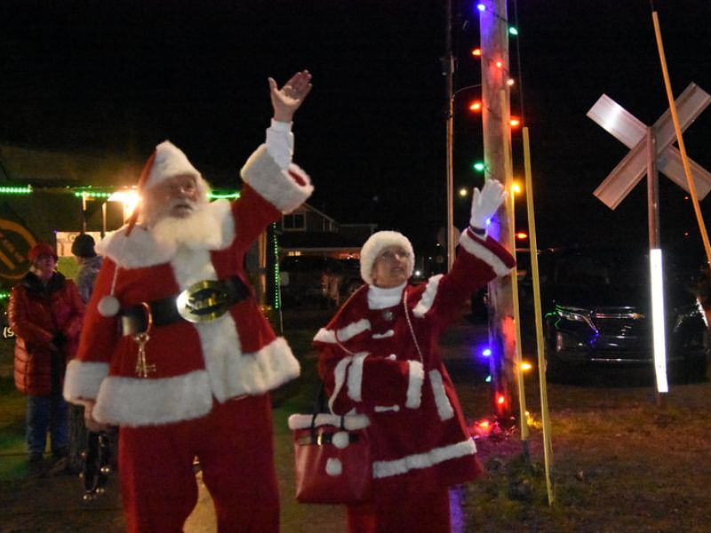 Country Christmas // Ashley - Hey Michigan